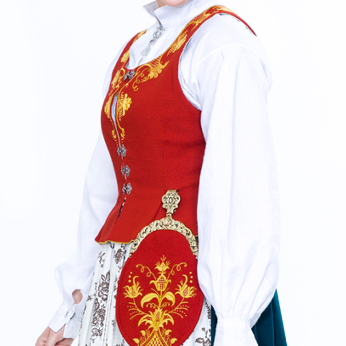 Romerike-L46_damebunad_detalj - Heimen Husfliden